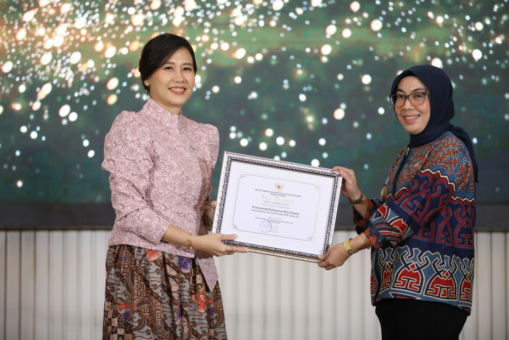 Way Kanan Raih Penghargaan Kabupaten Layak Anak Tahun 2025 Untuk Kelima ...